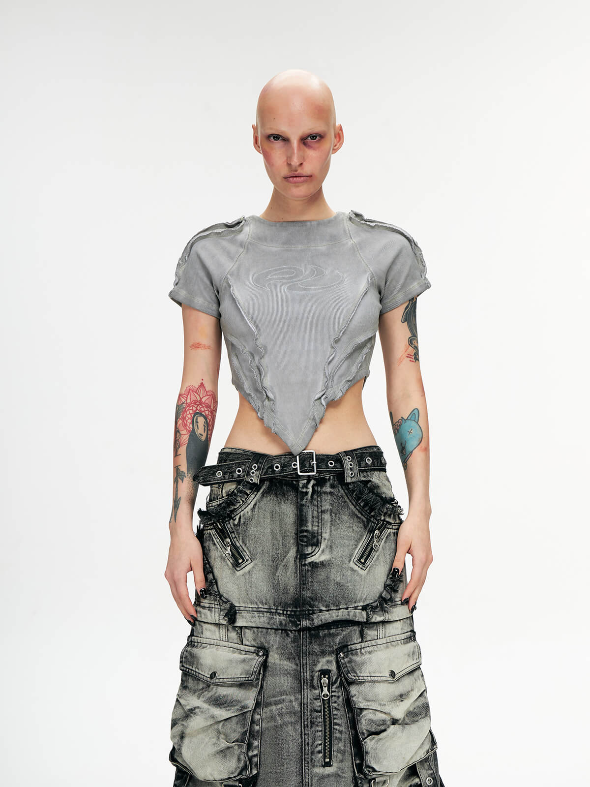 Personsoul Grey V-hem Slim Crop Top - personsoul